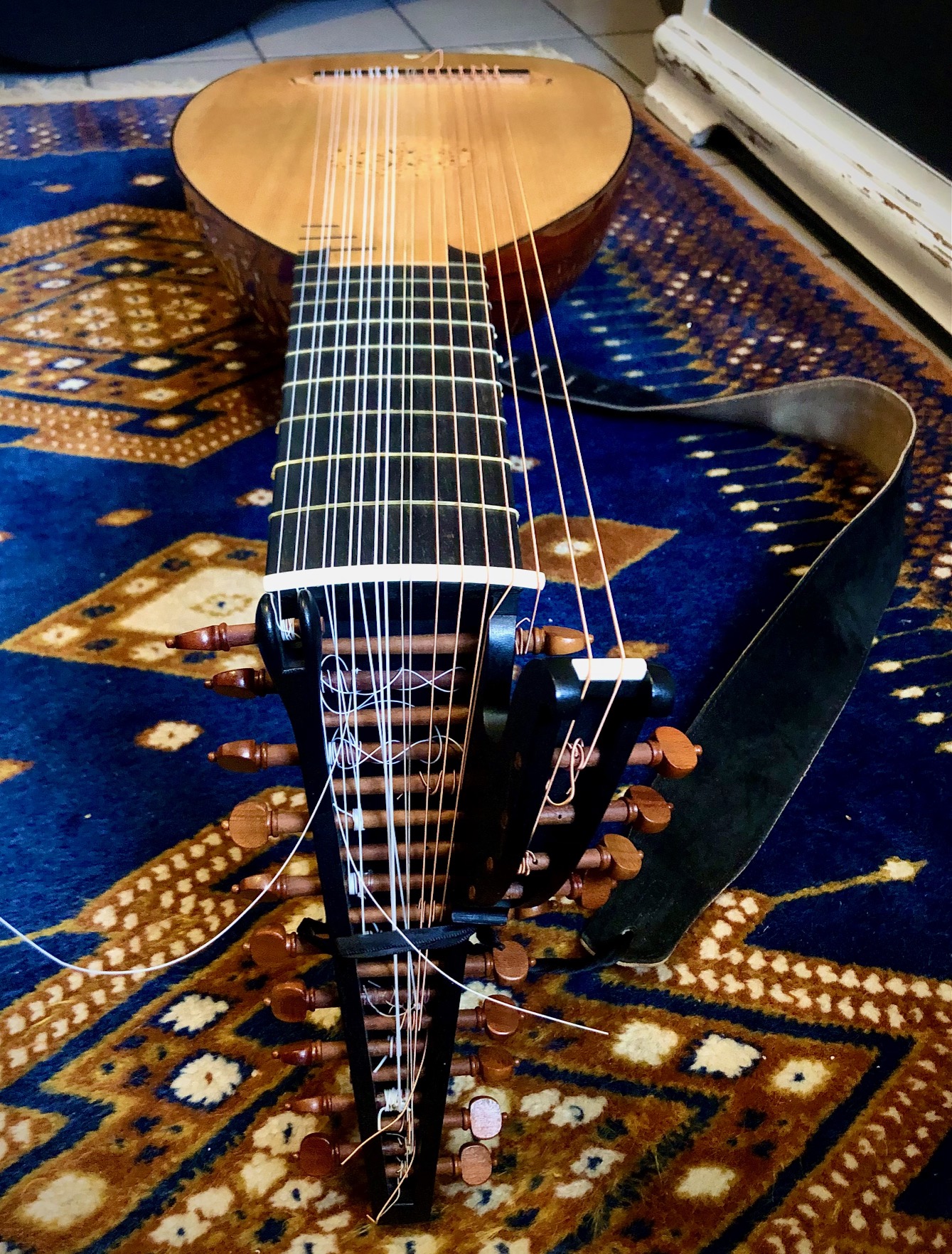 Baroque lute by Andreas Von Holst - Cuerdas Pulsadas