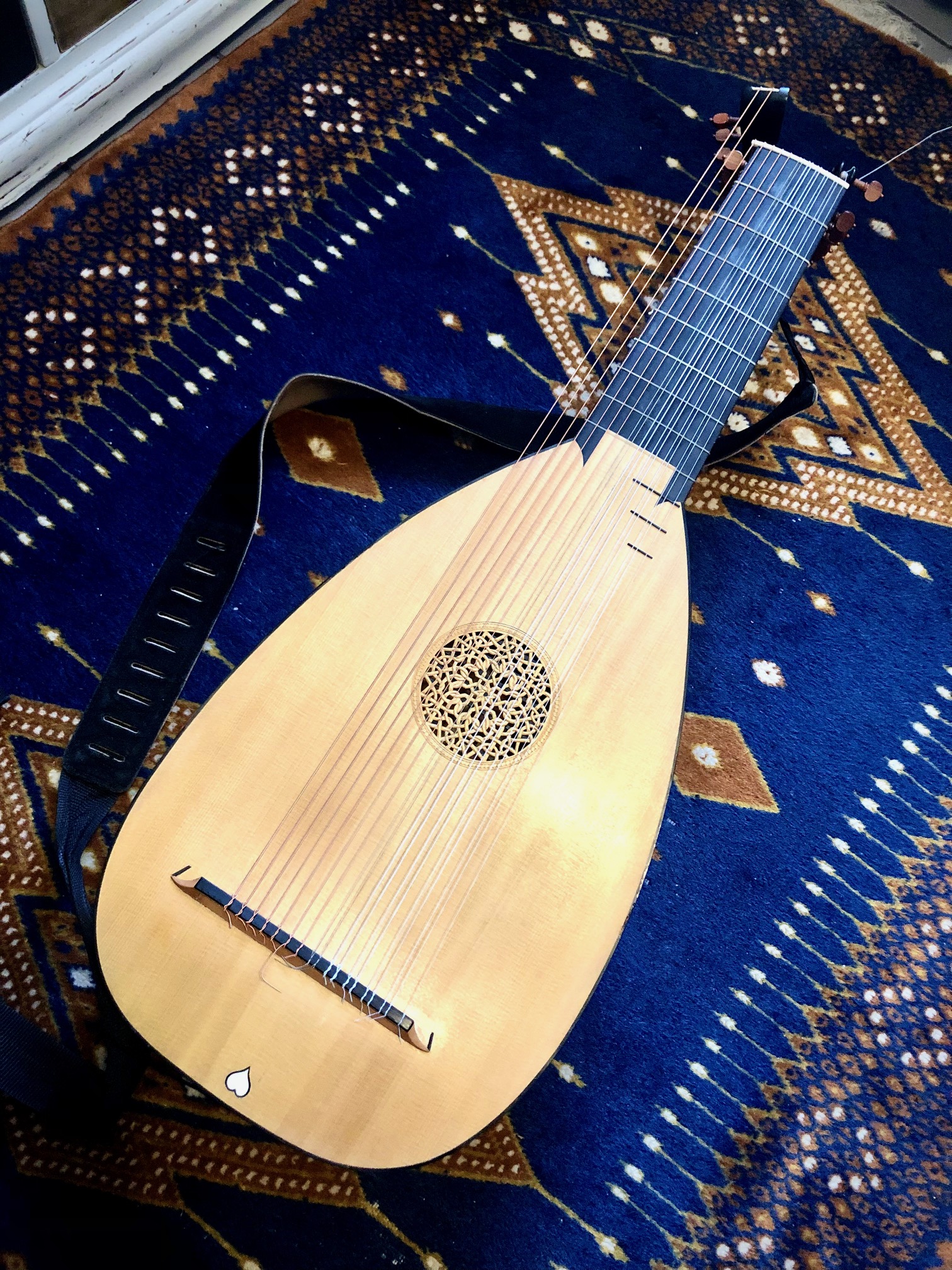 Baroque lute by Andreas Von Holst - Cuerdas Pulsadas